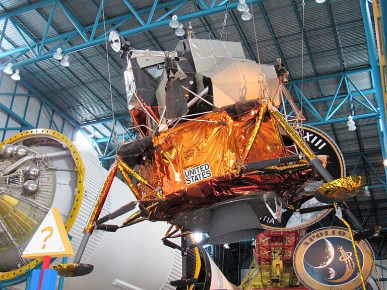 Apollo Lunar Module (LM) - Spacecraft & Lunar Landers - NASA